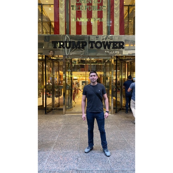 Ricardo's Closet (@ricardo_rico) | Poshmark